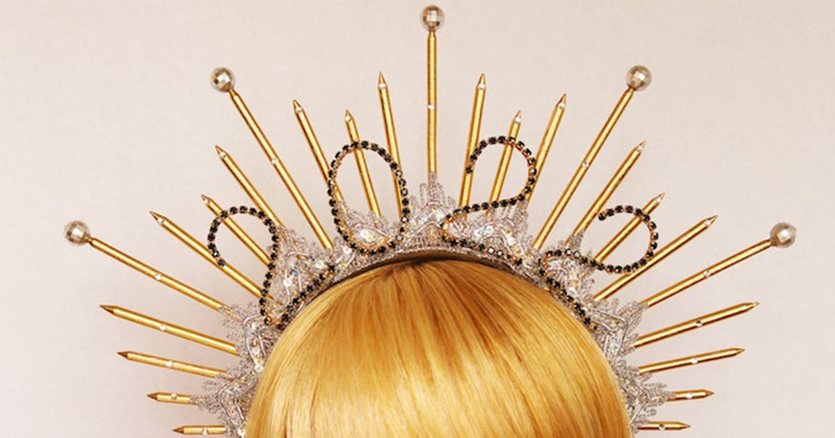 30 Creative Products to Help Ring In the New Year in Style | My Modern Met