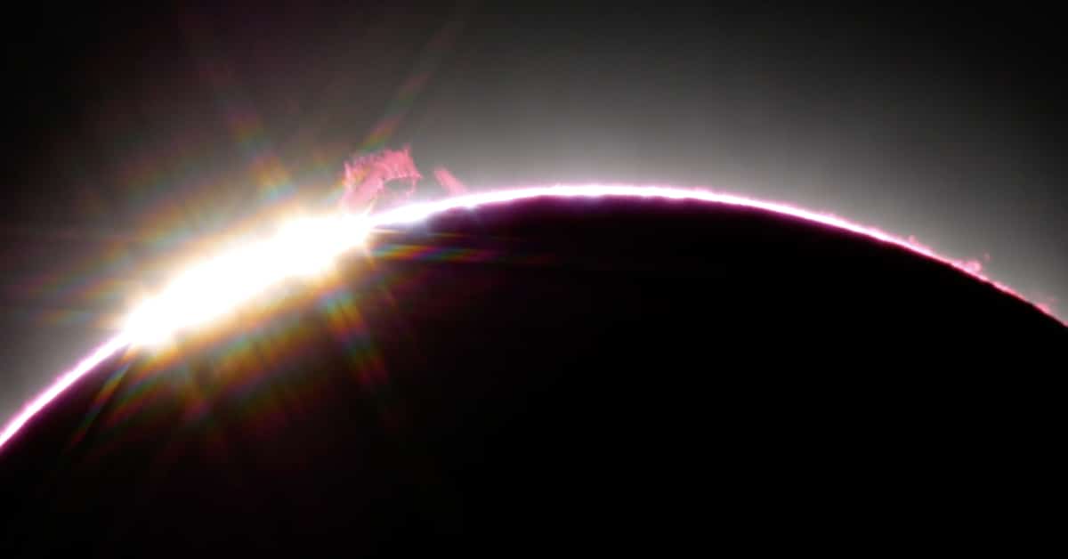 Stunning 4K Video Gives an Up-Close View of the Total Solar Eclipse in ...