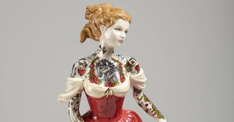 Ceramic Ladies Beautifully Covered with Traditional Tattoos | My Modern Met