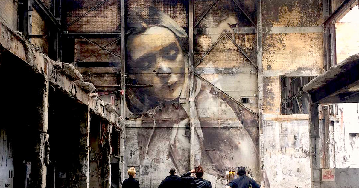 Artist Creates Giant Murals and Destroys Them Himself Before Anyone ...