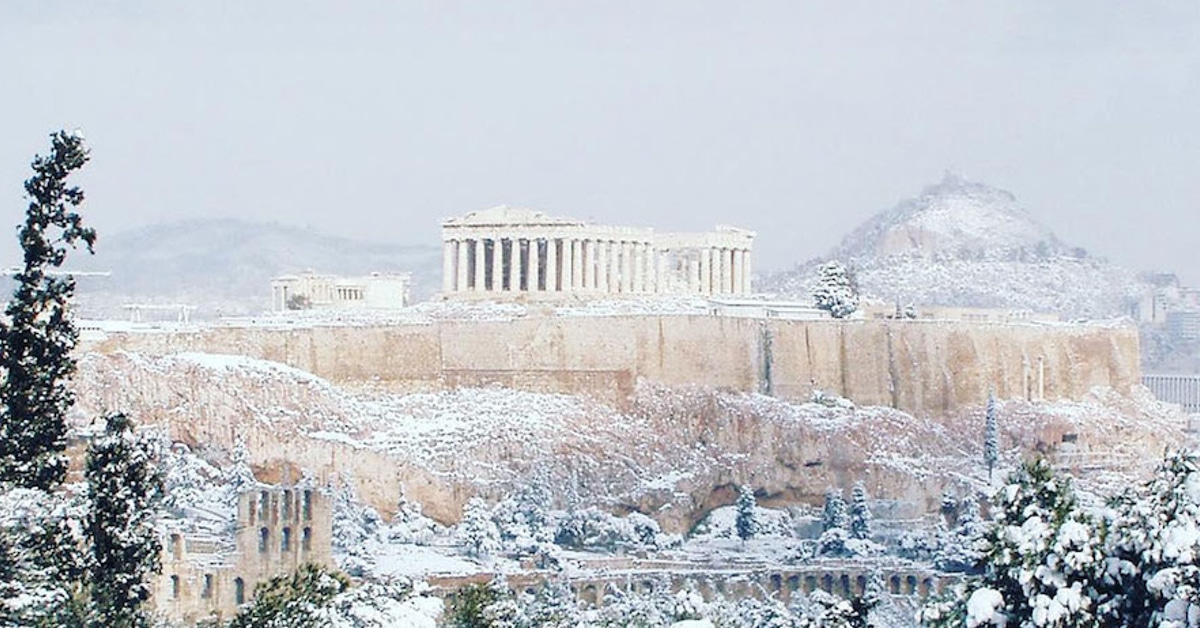 Beautiful Photos Capture Powdery Snow Blanketing the Acropolis | My ...