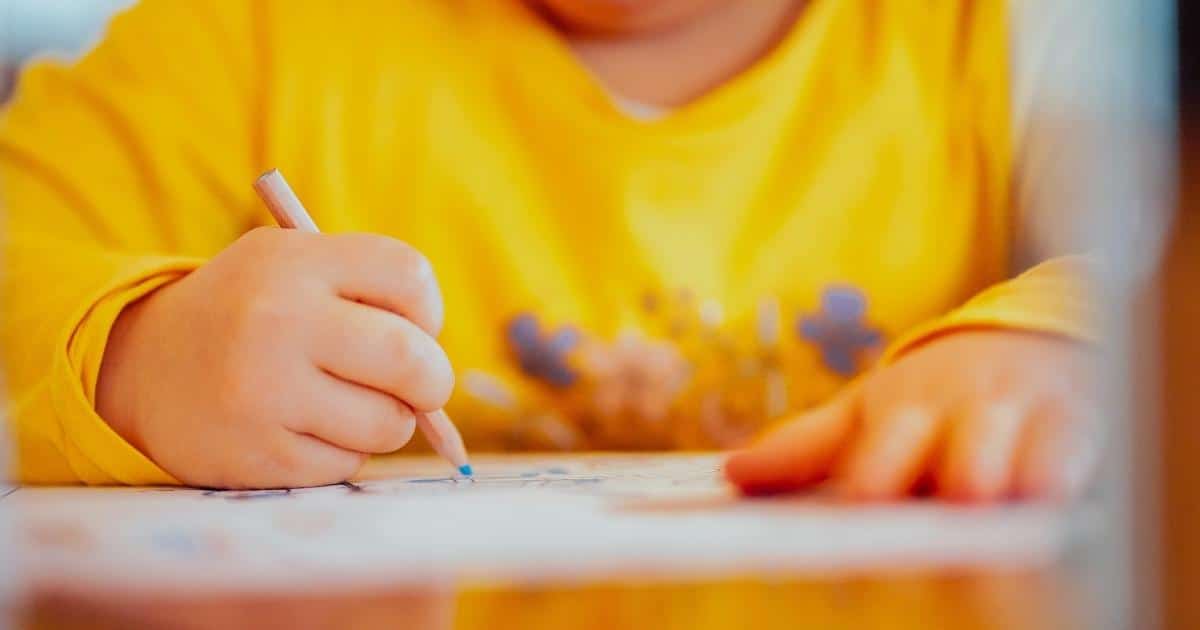 Psychologist Shares How Art Therapy Exercise Helped Students Cope After Sandy Hook Shooting | My ...