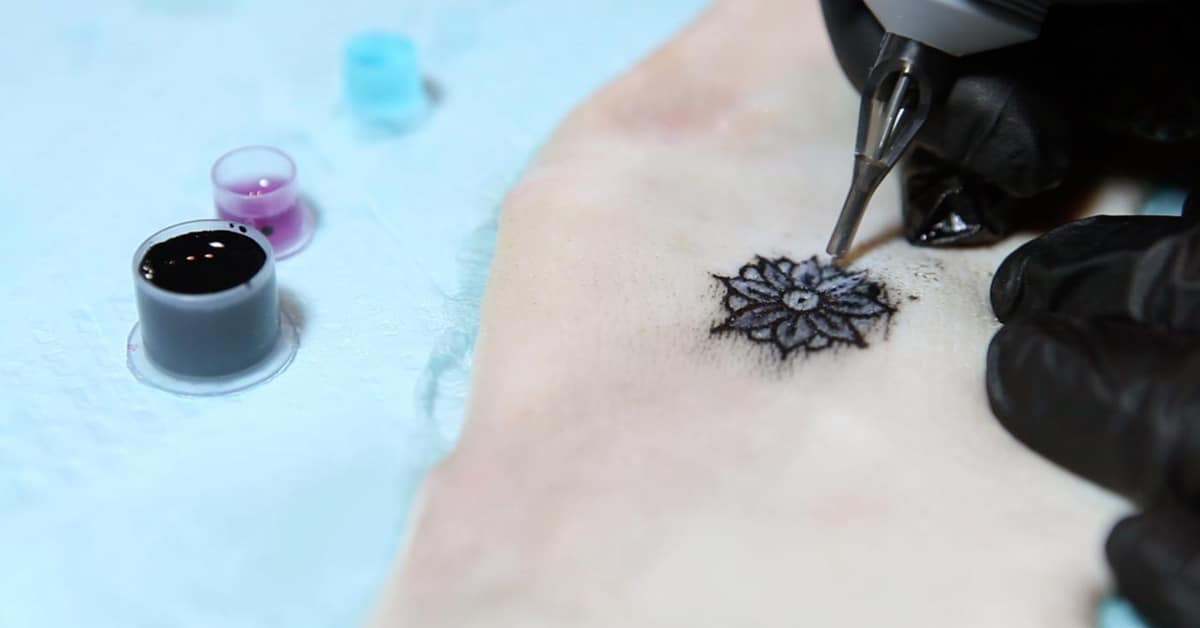 Revolutionary Tattoos Designed to Change Color According to Your Health ...