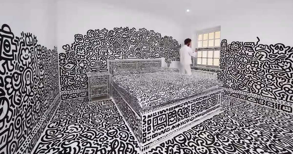 Artist Spends Two Years Doodling Every Surface of His 12-Room Home ...