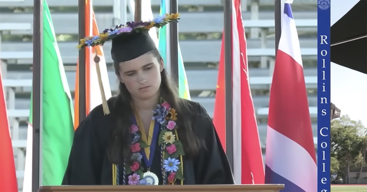 Valedictorian With Non-Speaking Autism Gives Moving Commencement Speech ...
