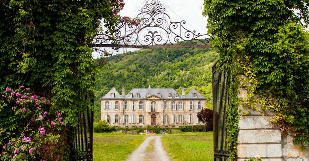 You Can Soon Spend the Night in a Newly Restored 18th Century French ...