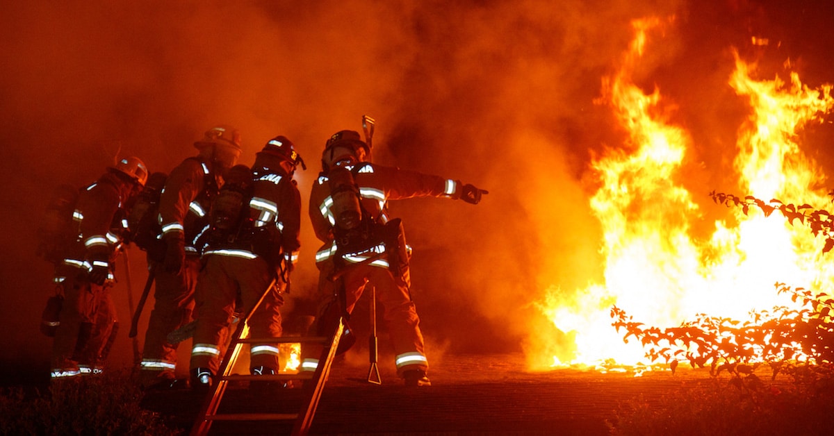 Interview: Fire Photographer Documents the Bravery of Firefighters ...