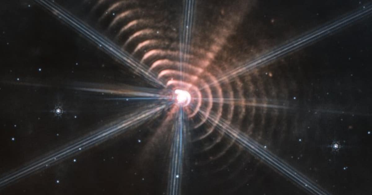 JWST Captures Square-Shaped Ripple Rings Around a Star, Perplexing ...