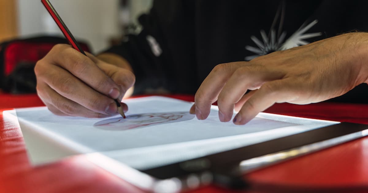 5 Best Light Boxes and Tablets That Will Help You Effortlessly Trace ...