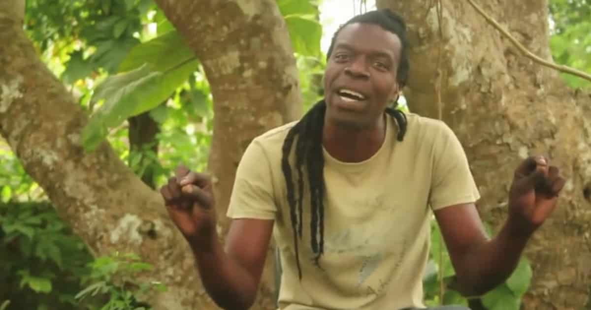 South African Tour Guide Demonstrates How Click Sounds Work in the Zulu ...