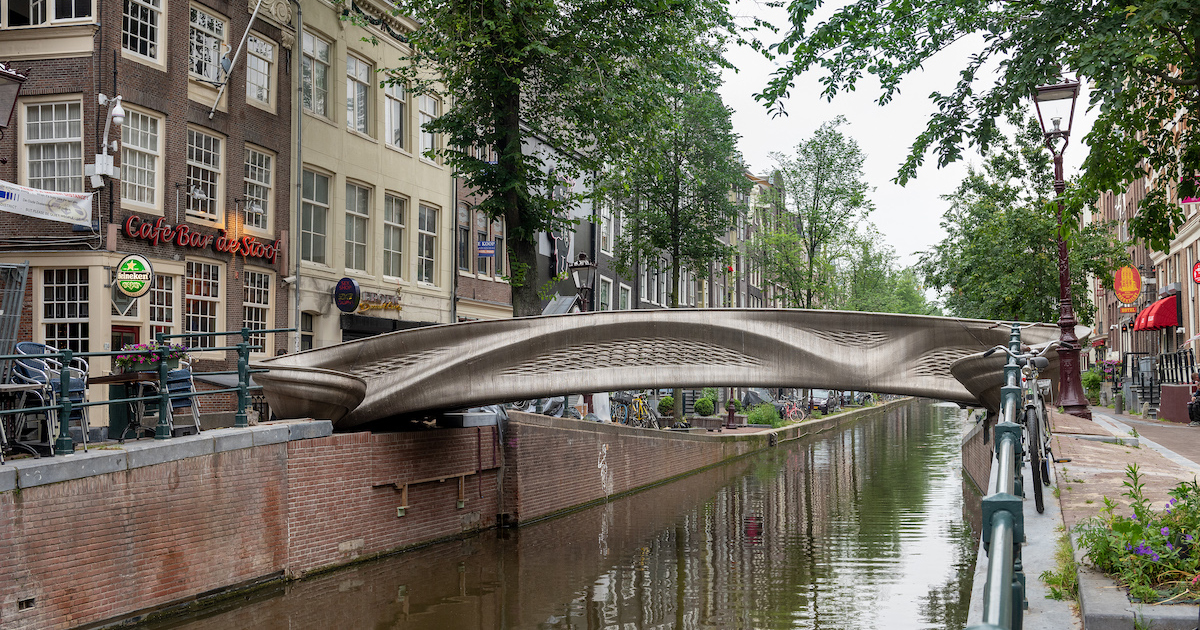 The World’s First 3D-Printed Steel Bridge Opens in Amsterdam | My ...