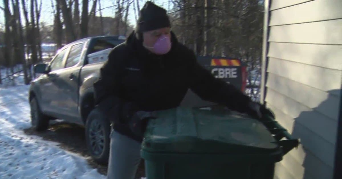 Mystery Neighborhood “Garbage Man” Performing Random Act of Kindness ...