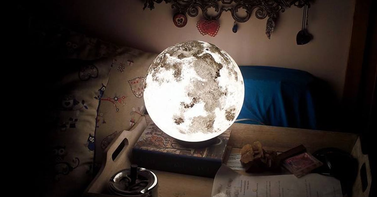 Hand-Painted Moon and Planet Lamps Add a Swirling Celestial Touch to ...