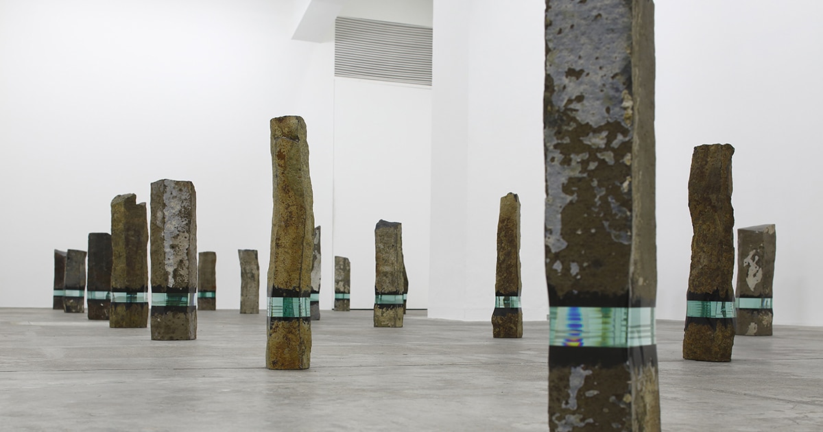 Artist Reconstructs Stone Sculptures With Stunning Strips of Glass ...