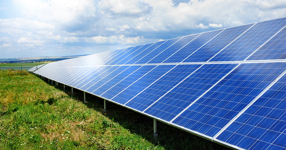 Researchers Developed a Solar Panel That Continues To Gather Energy ...