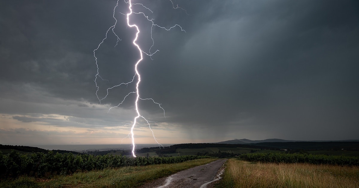 Amazing Contest Highlights the World’s Best Storm Photography of the ...