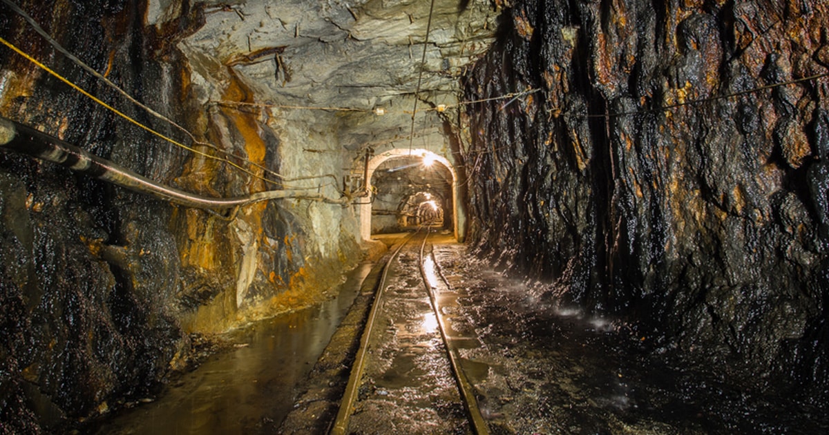 Researchers Discover World’s Oldest Water in a Mine Nearly 2 Miles ...