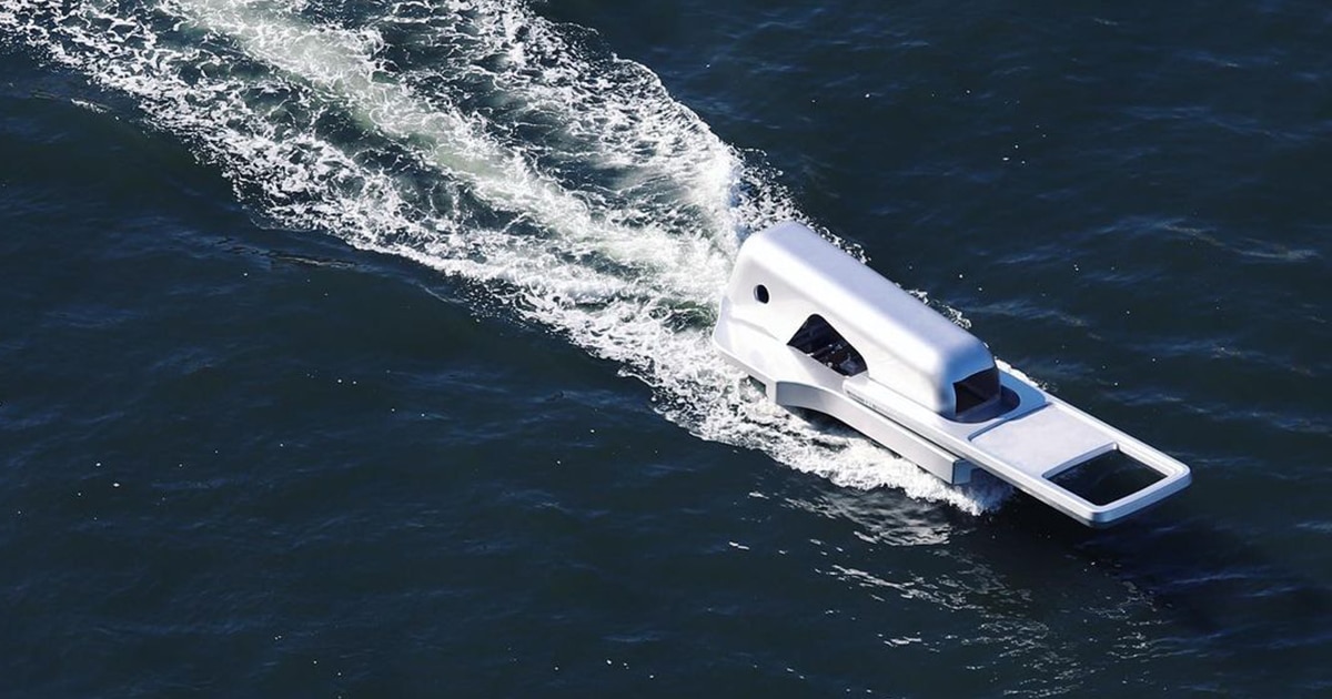 This Zipper-Shaped Ship Looks Like It’s Unzipping Tokyo’s Famous Sumida ...