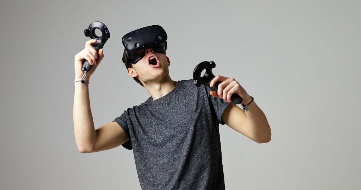 Oculus Rift Creator Designs Frightening VR Set That Kills You for Real ...